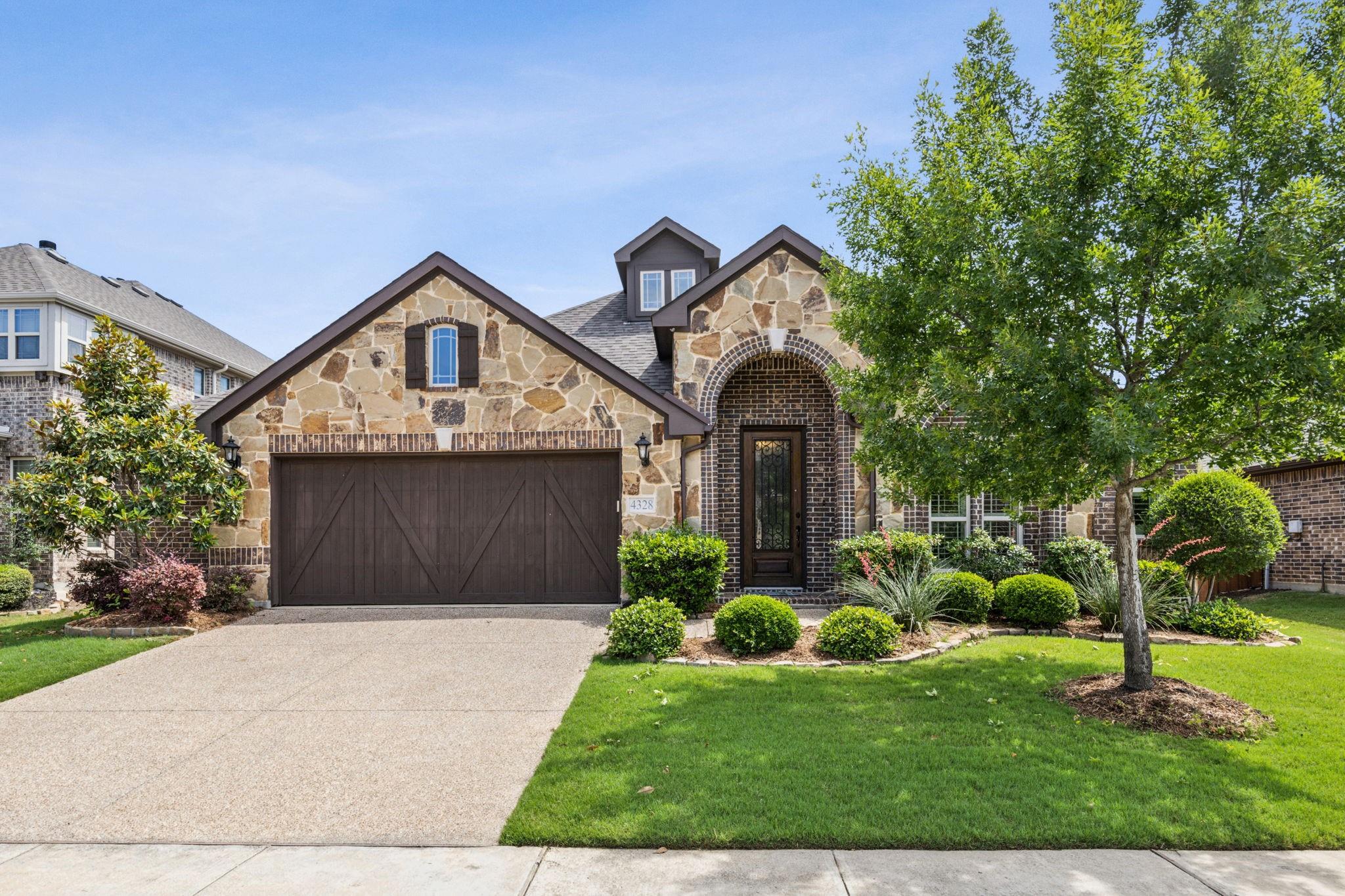 4328 Waterstone Rd, Fort Worth, TX 76244