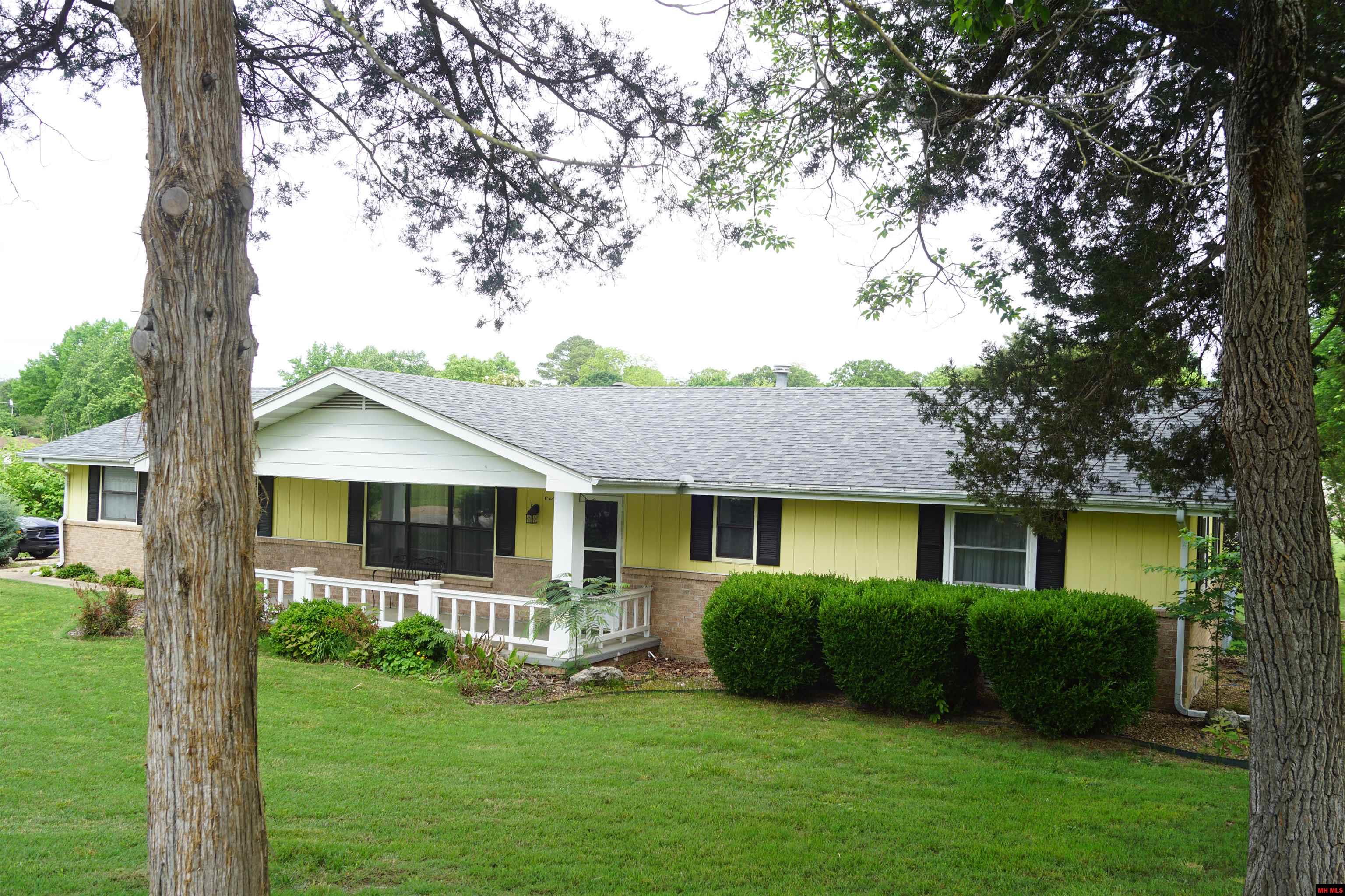 101 Parkview Cir, Mountain Home, AR 72653